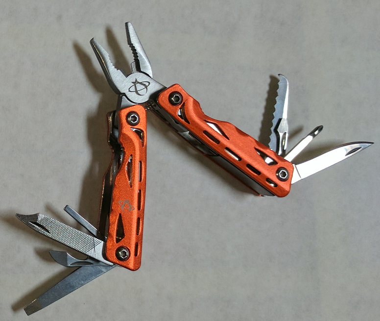 Mantis Knives – The Edge You've Been Preying For!